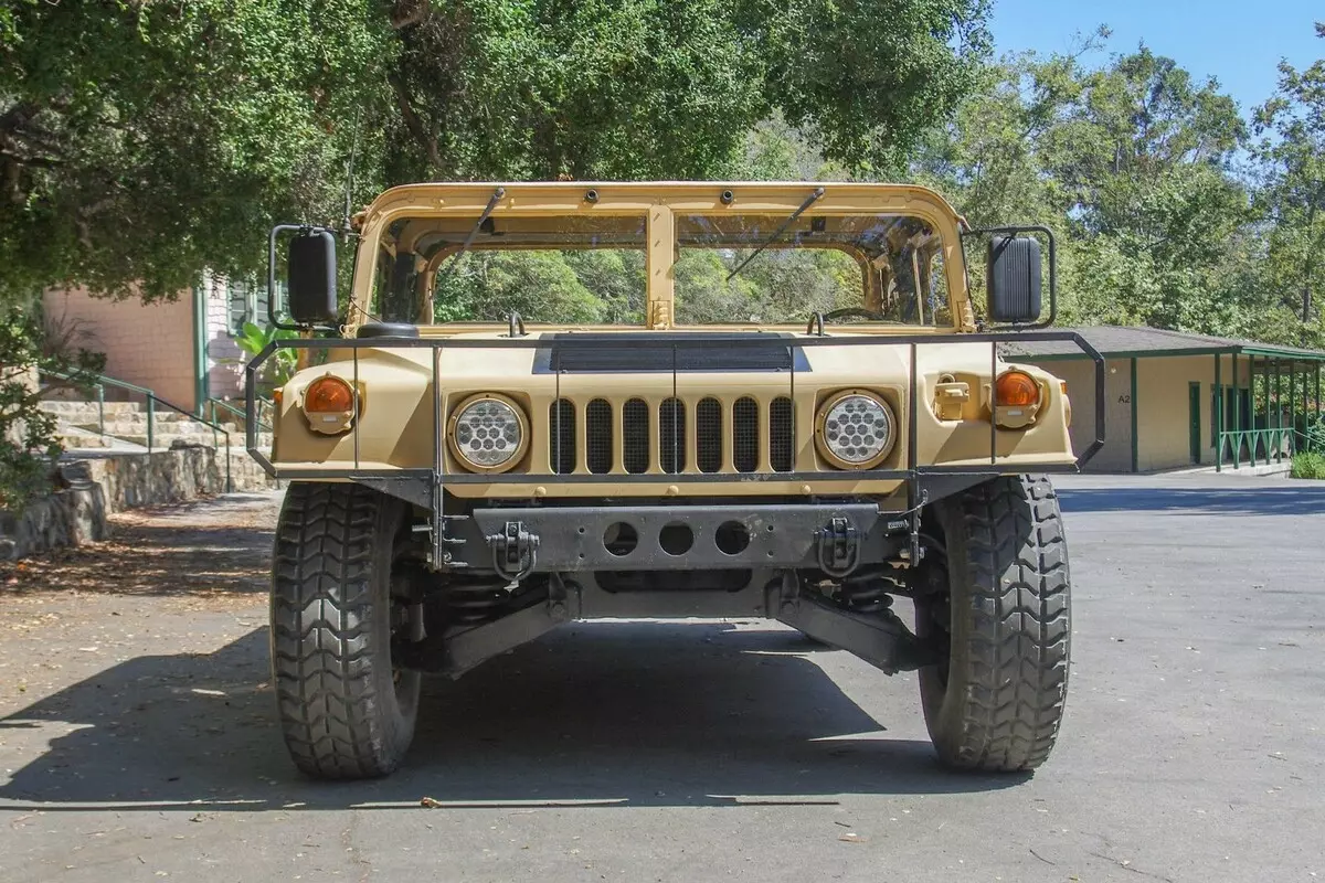 Hummer bin algemien hmmwv M998 foar