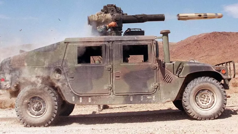 HMMWV-036 ។