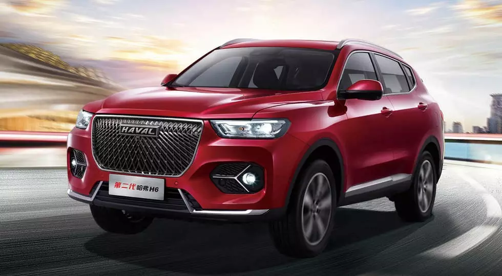 I-HAVAL H6 yangaphambilini yasinda ekutholeni okugcwele okugcwele futhi yadonsela phezulu esiphambanweni 