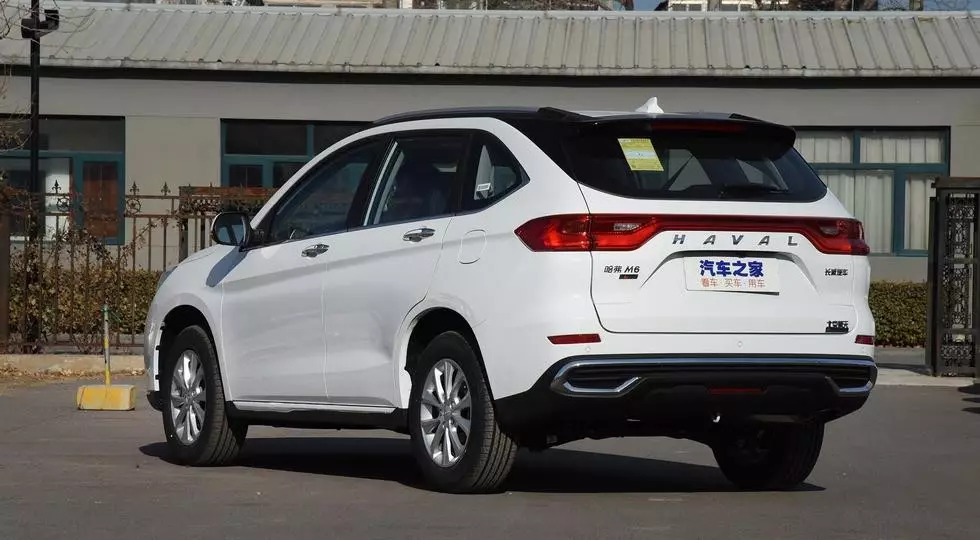 Aktualizované HAVAL M6 Crossover: zmena obrazu a vymazaný salón 22432_2