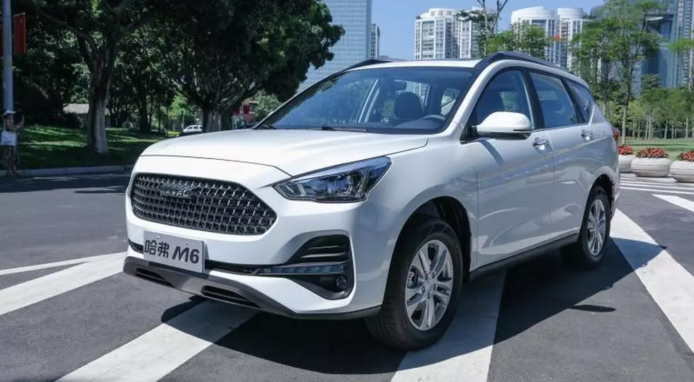 Updated Haval M6 Crossover: Промяна на изображението и изчистен салон 22432_7