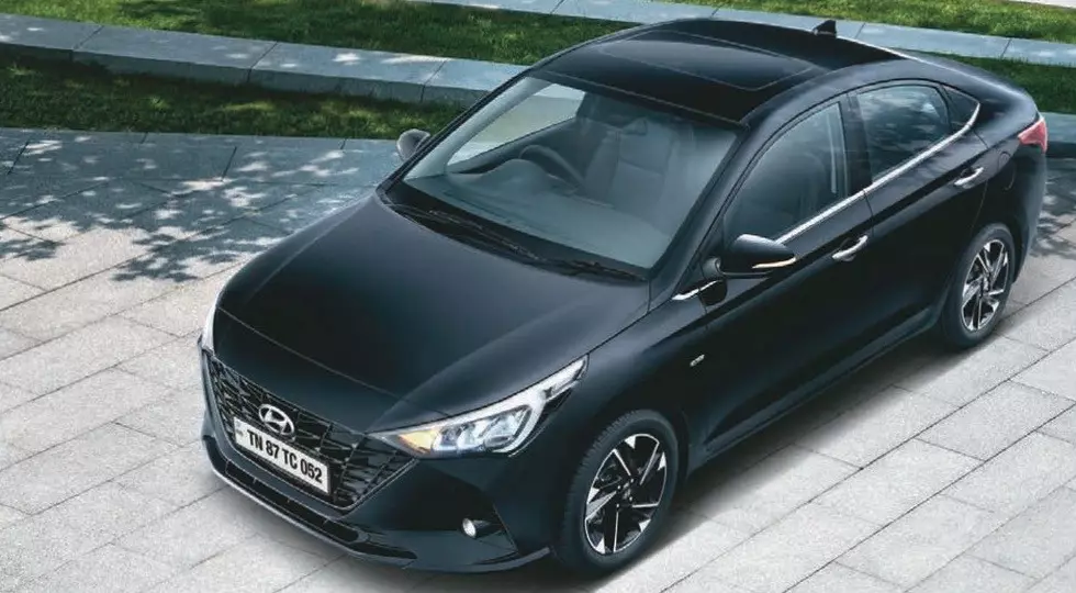 Մեկ այլ նոր Hyundai Solaris. Այժմ ոչ միայն «պրեմիում», այլեւ «սպորտ» -ը `տուրբո շարժիչով 22452_7