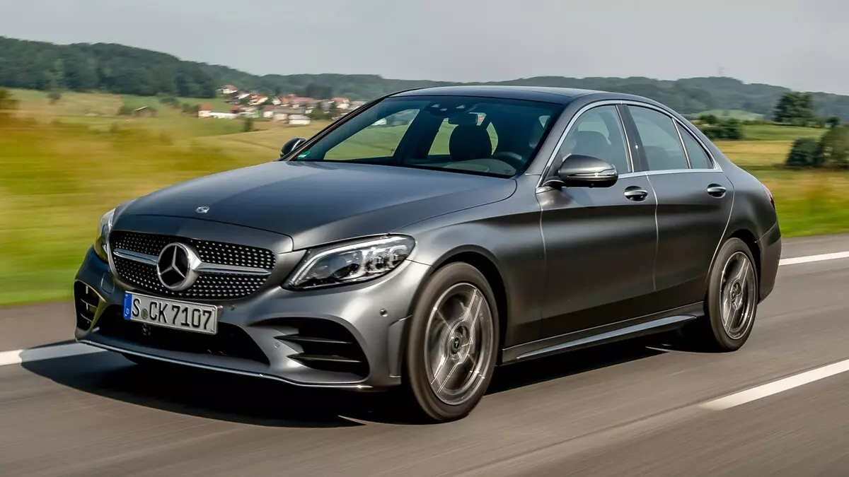 جديد مرسيدس بنز C-Class W206 2021 22497_3