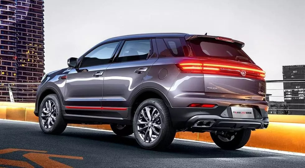 Changan CS55 crossover changed the image in the new generation and became a little more powerful 22508_11