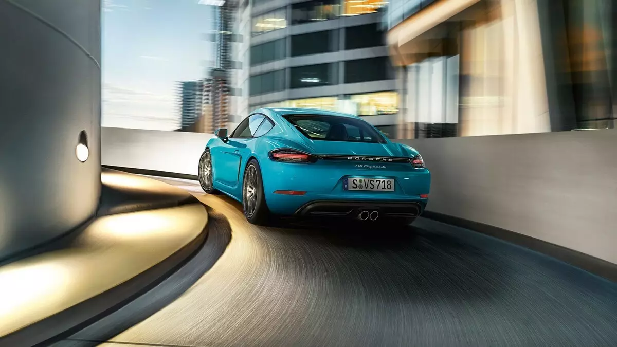 Porsche AG rapporteare op 'e suksesfolle earste helte fan 2016 22535_7