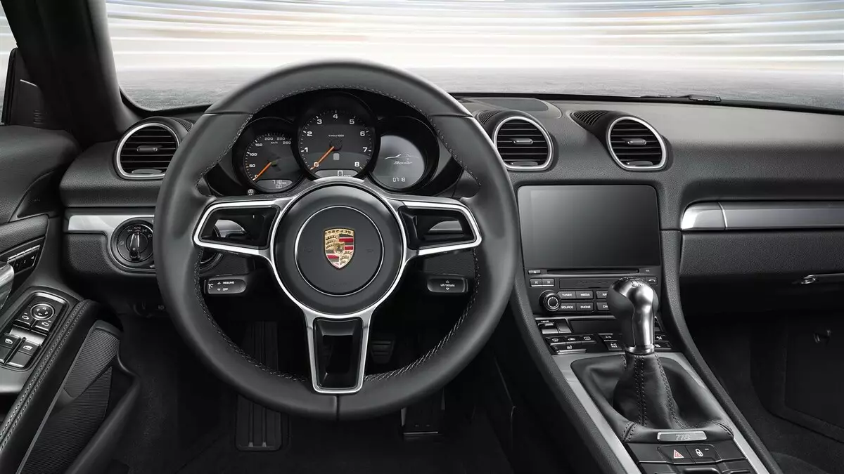 Porsche AG a rendu compte du succès du premier semestre de 2016 22535_8