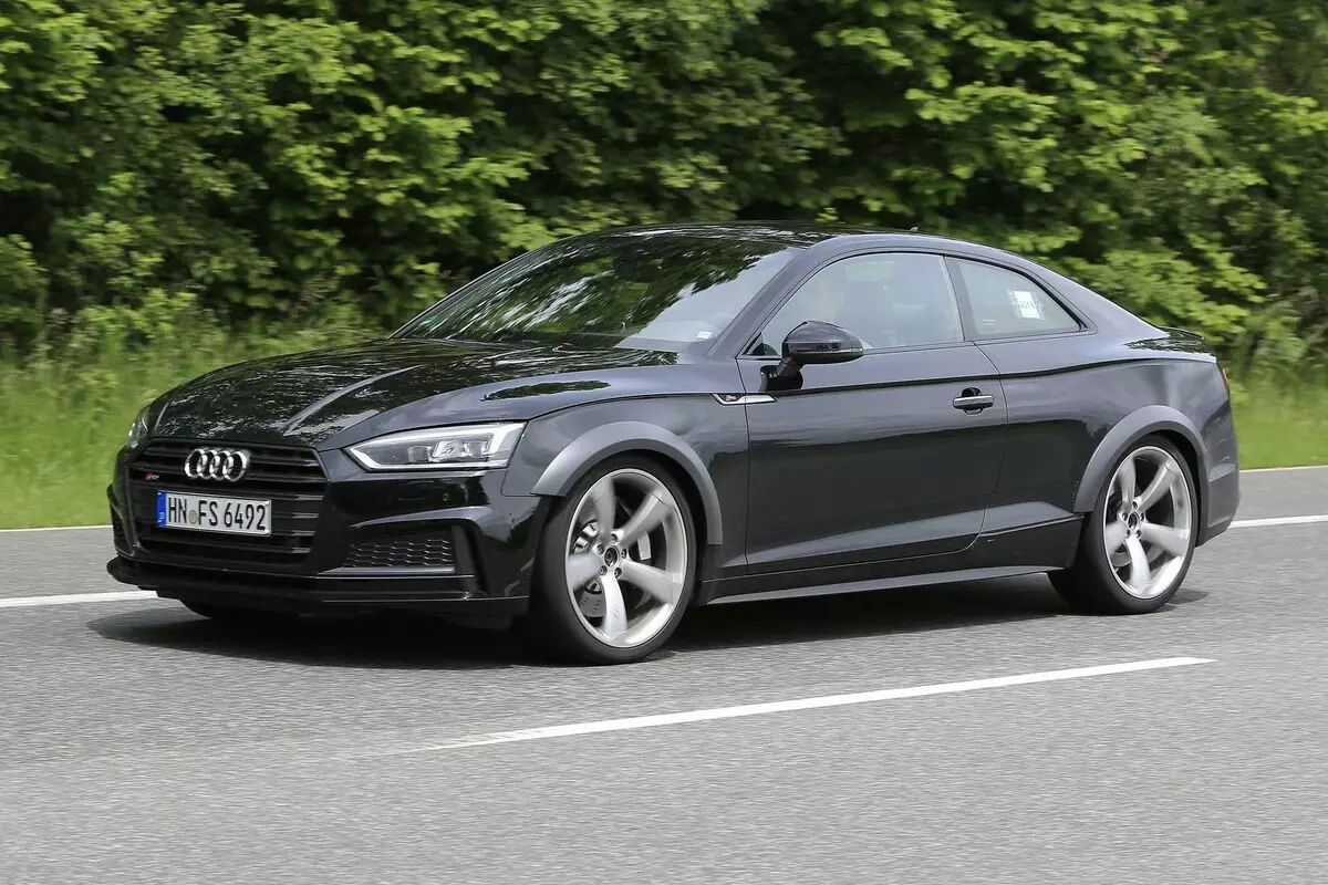 Audi RS5 2018 Model ili yol sınaqlarında yanır 22619_6