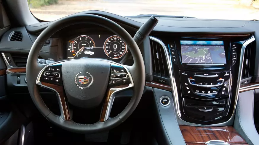 Cadillac menunjukkan interior eskalade baru: tampilan besar, tetapi kurang dari Crossover Byton 22676_3