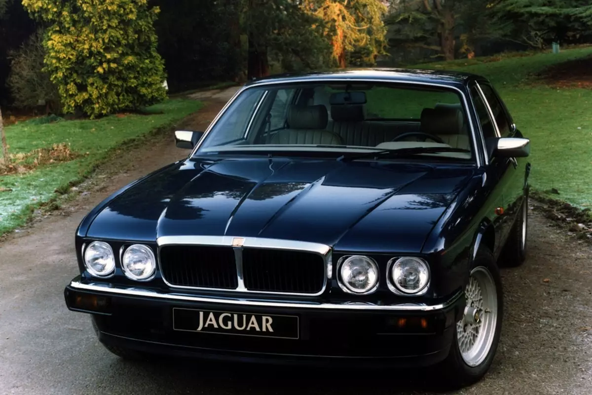 Aurowff.ru_jaguar_xj12_1.jpg