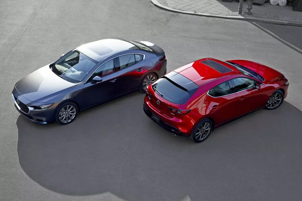 Mazda 3: ရိုးရှင်းသောရပ်ဆိုင်းမှုနှင့်လေးဘီး drive ကို option ၏ပုံစံဖြင့် 22806_16