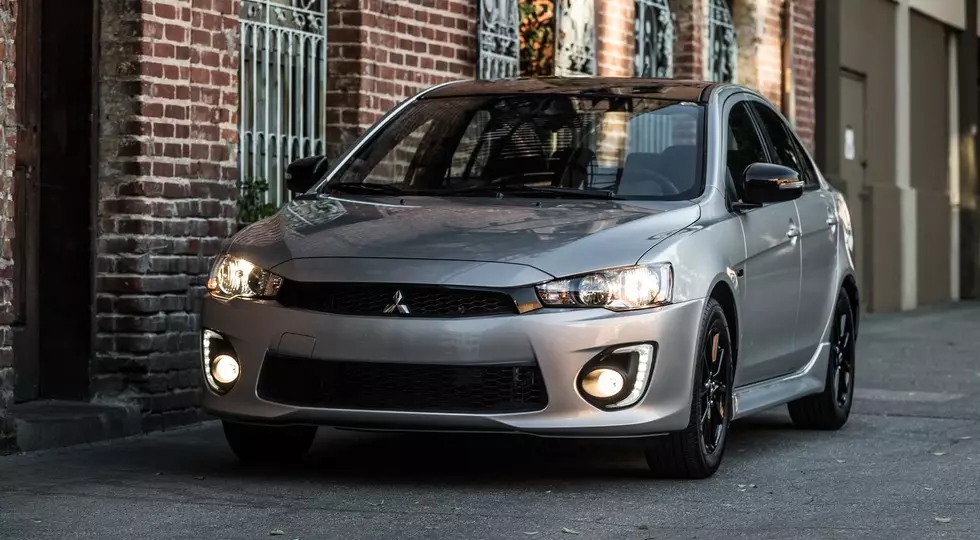 Mitsubishi has developed a new version for Lancer 22819_2