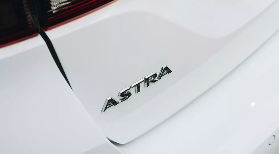 Opel شروع به کشف ASTRA به روز کرد 22828_4