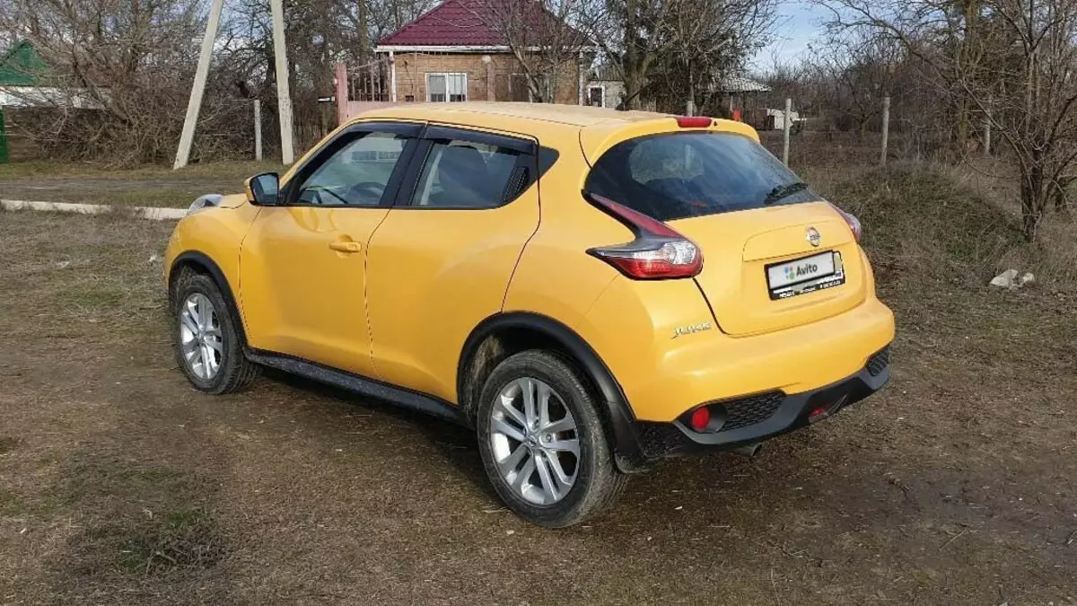 Струва ли си за закупуване на Nissan Juke за 700 хиляди рубли 22842_11