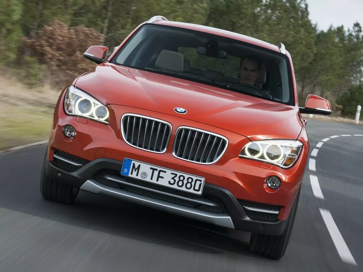 BMW x1 E84 тармағын Speare көмегімен таңдаңыз: ағымдағы әйнек және кешенді электрик 22866_16