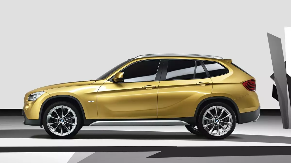 مۇسكۇلى بىلەن BMW X1 E84 نى تاللاڭ: ھازىرقى ئەينەك ۋە مۇرەككەپ ئېلېكتر ئىدارىسى 22866_2