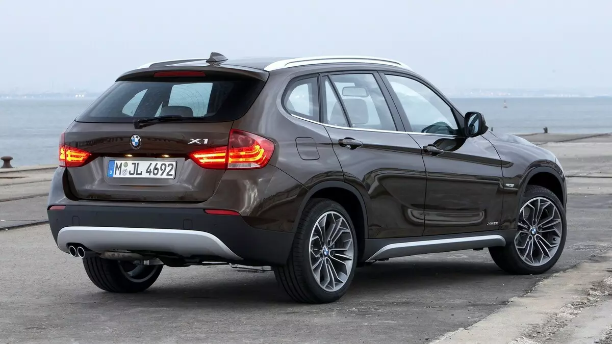 Ընտրեք BMW X1 E84- ը վազքով `ընթացիկ առջեւի ապակու եւ բարդ էլեկտրիկ 22866_8