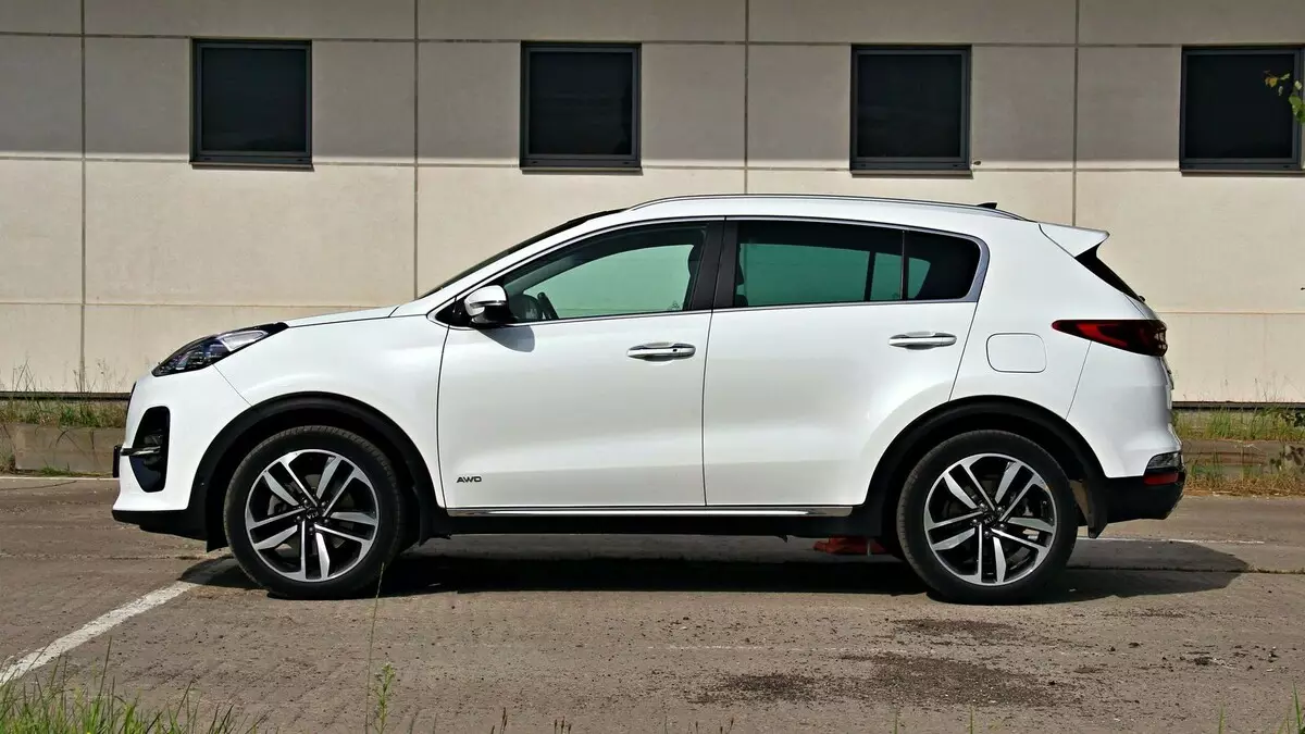 Testdrev til chauffør Elektroniske assistenter på Kia Sportage 22924_3