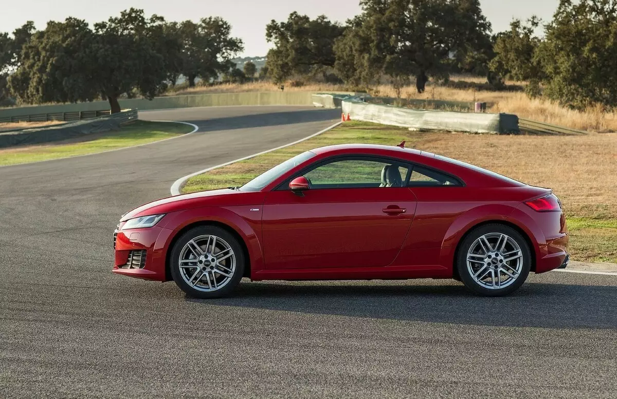 Restyled Audi TT is seen on Nürburgring 22936_1