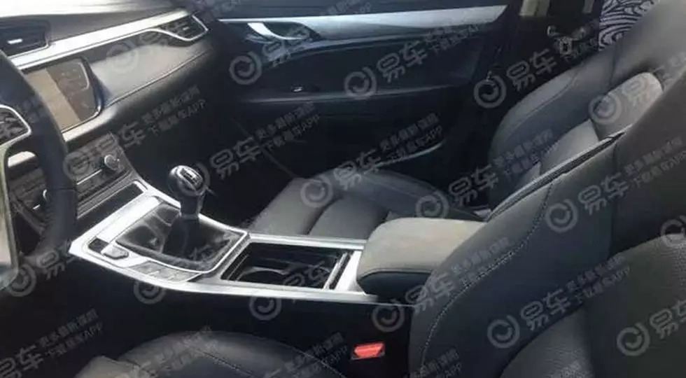 Baru saja mengubah desain Sedan Geely Emgrand 7 akan segera diperbarui lagi 23034_3