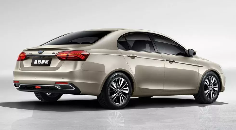 Tocmai a schimbat designul sedan geely emgrand 7 va fi în curând actualizat din nou 23034_7