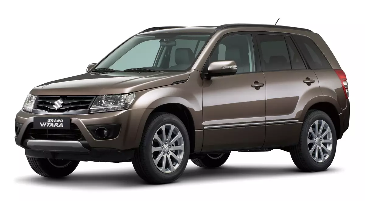 Suzuki Grand Vitara ya gudanar da alama na Bayar da Bayyanan a Rasha 23058_1