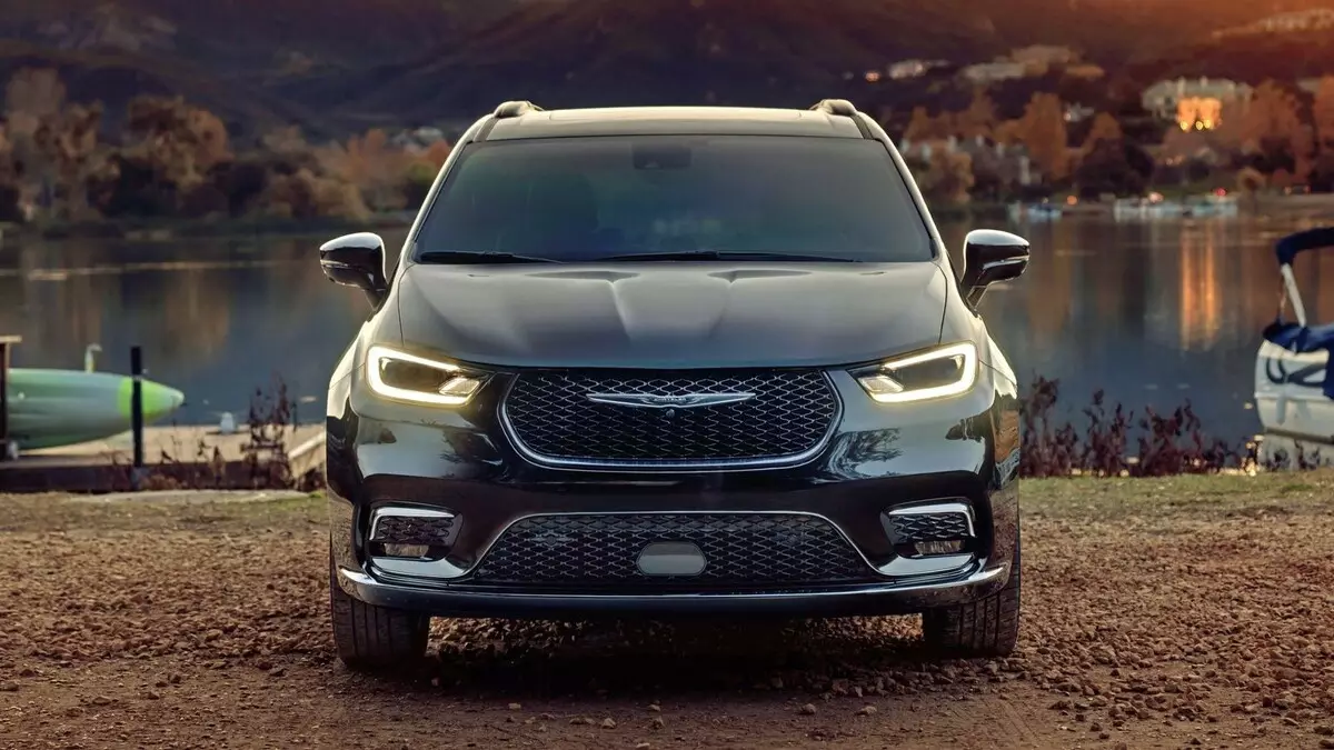 ປັບປຸງ Chrysler Pacifica: ປະຊາຊົນໄດ້ຂໍຂັບລົດສີ່ລໍ້ - ປະຊາຊົນໄດ້ຮັບ 23062_14