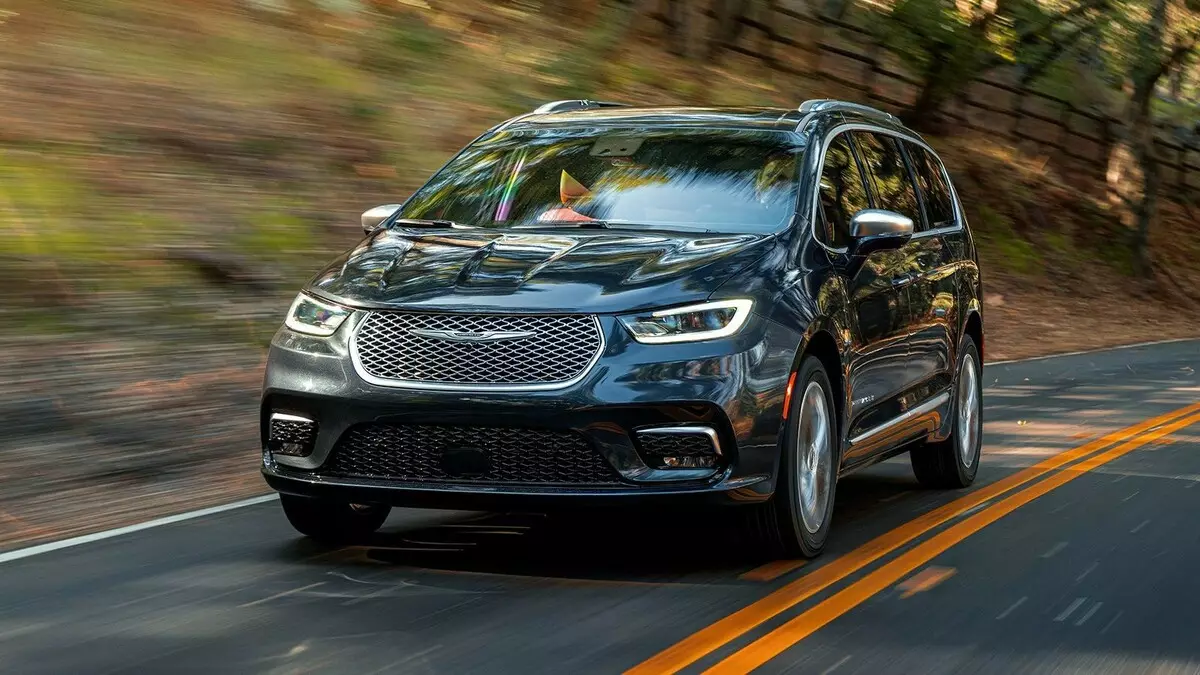 আপডেট করা Chrysler Pacifica: মানুষ একটি চার চাকা ড্রাইভ জন্য জিজ্ঞাসা - মানুষ প্রাপ্ত 23062_6