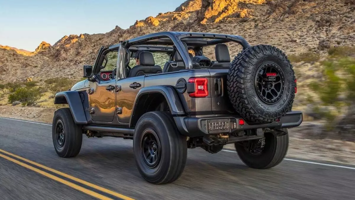 Serial Jeep Wrangler Rubicon 392: eskola zaharra V8 atmosferikoarekin eta hobetu 