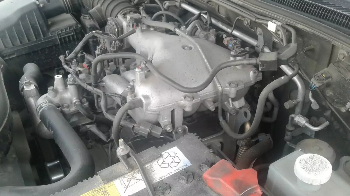 Mitsubishi Pajero IV motor