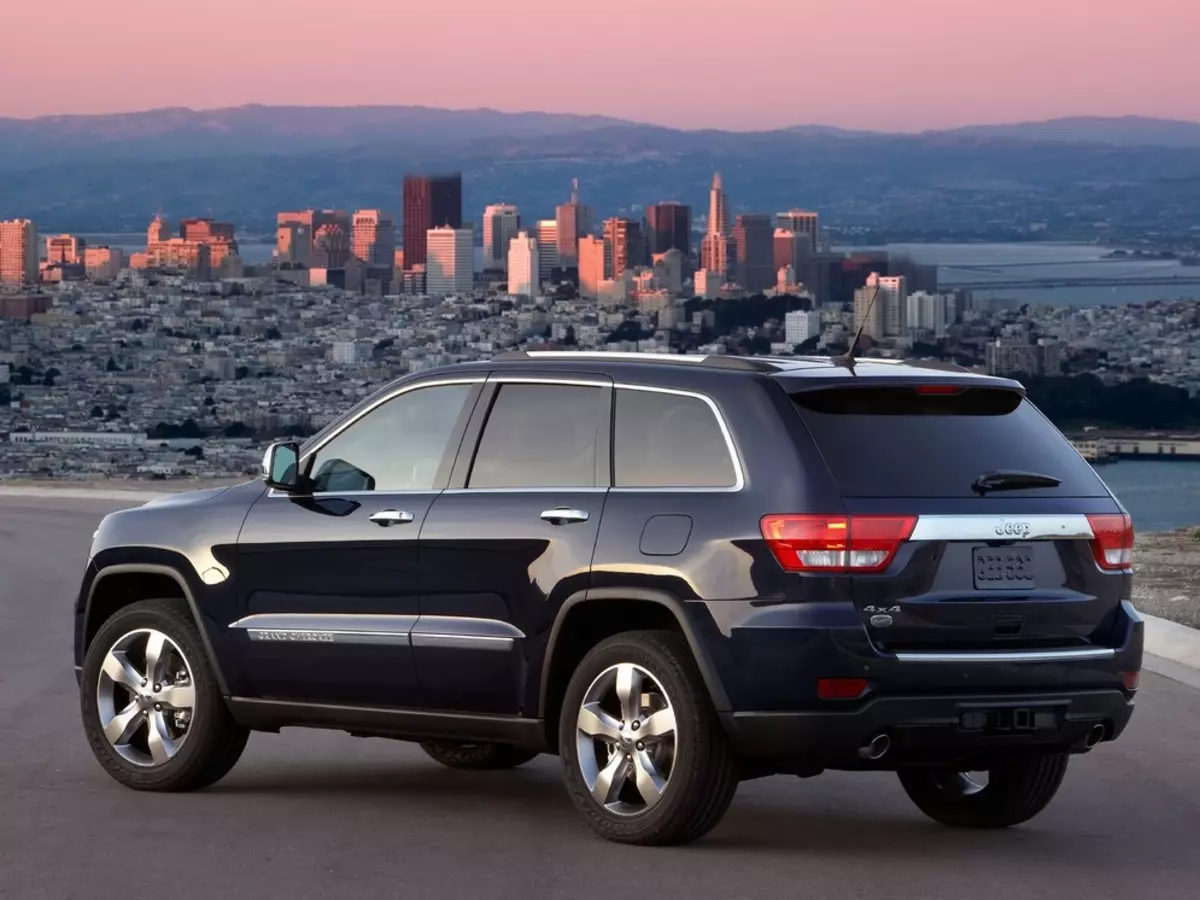 1autowp.ru_jeep_grand_cherokee_107.jpg.