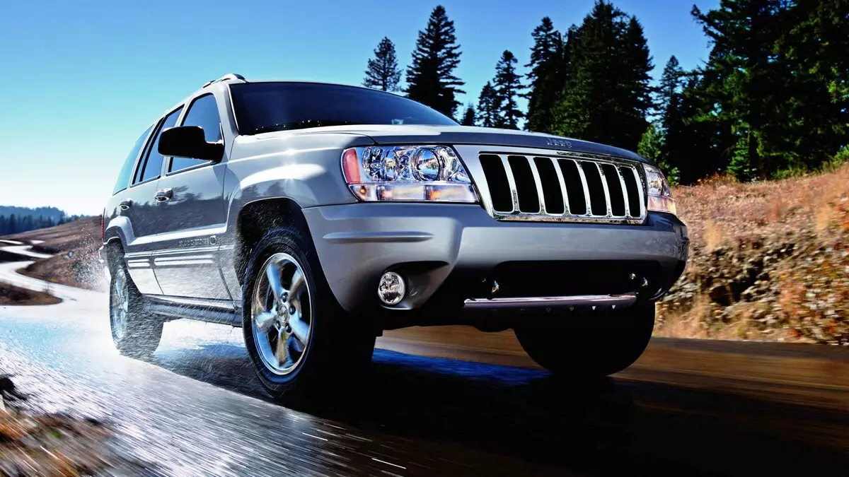 Jeep Grand Cherokee dros y tir (WJ) '2004