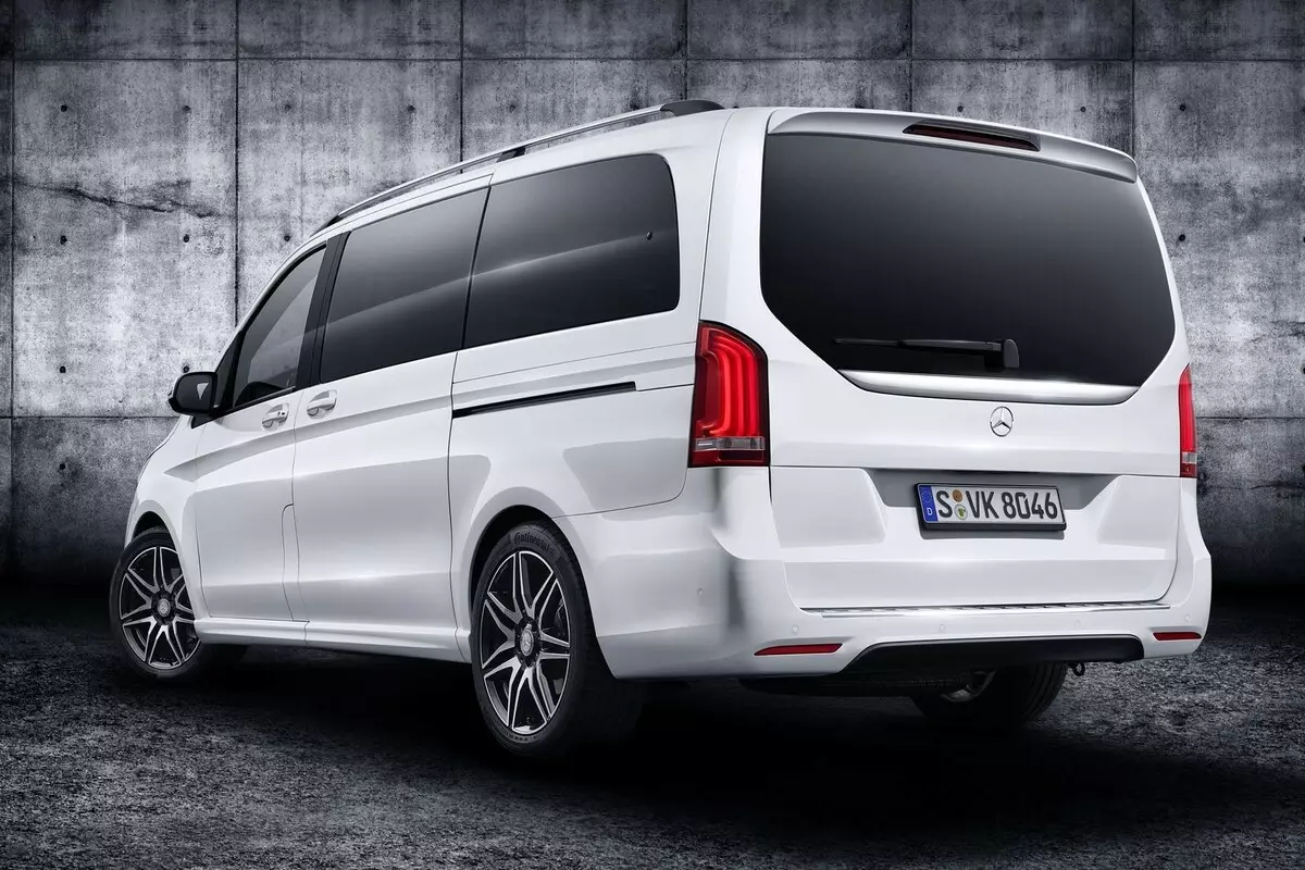 Updated Mercedes-Benz V-Клас: Нова дизелова и електрическа версия на подхода 23117_16