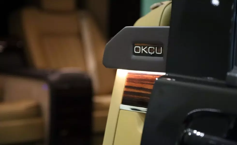 Okcu ha introdotto una lussuosa edizione di eleganza a V Mercedes-Benz 23127_4