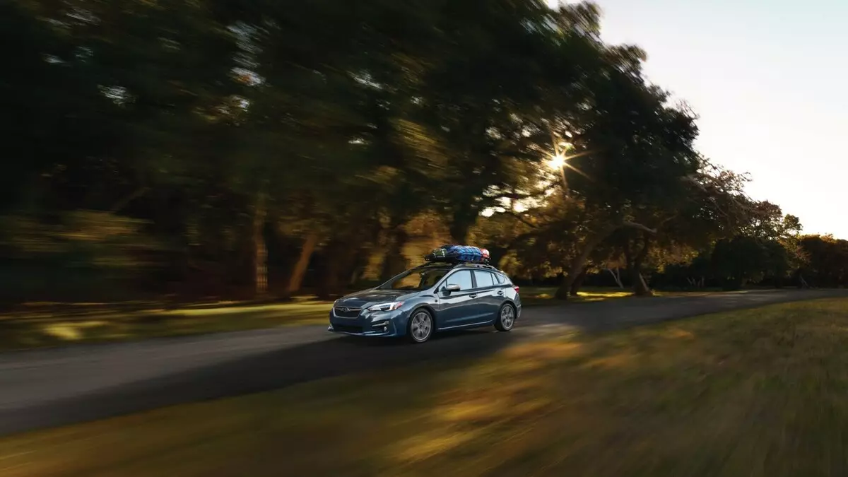 Subaru dia nanambara ny tsingerintaona isan-karazany 23201_4