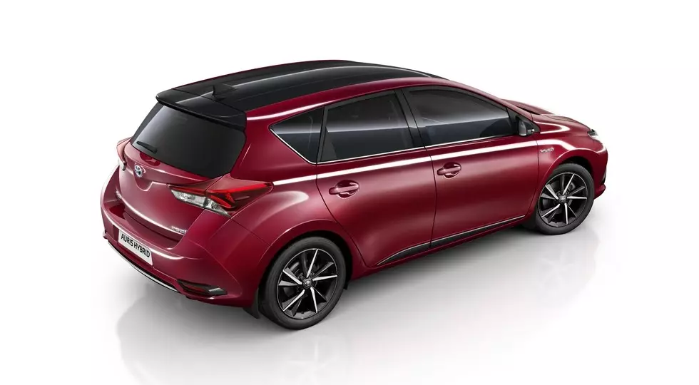 Toyota Auris Generasi Anyar: Gambar munggaran 23224_3