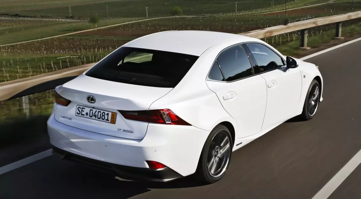 A Toyota és a Lexus hibridek felismerték a leginkább jövedelmezőbbeket 23229_3