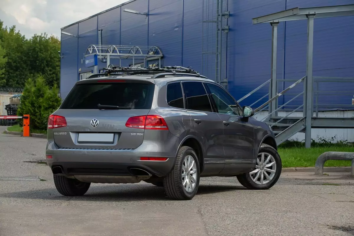 IVolkswagen Touareg II (7p) nge-Mileage: Umzimba, Salon, Ugesi 23271_26