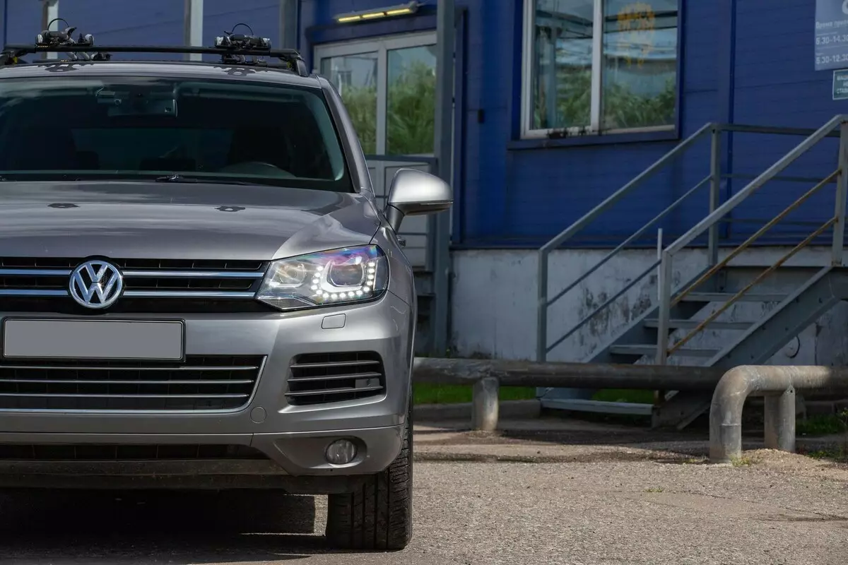 IVolkswagen Touareg II (7p) nge-Mileage: Umzimba, Salon, Ugesi 23271_7