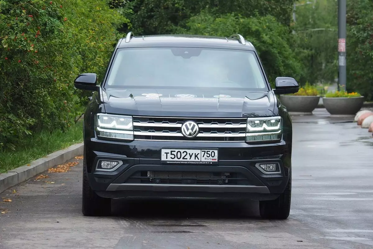 SUVS Volkswagen. Hinungdan nga adictory 23277_5