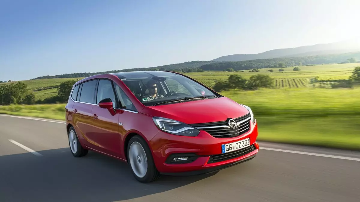 新しいCompacttva Opel Zafiraのシリアル生産が開始されました 23287_4