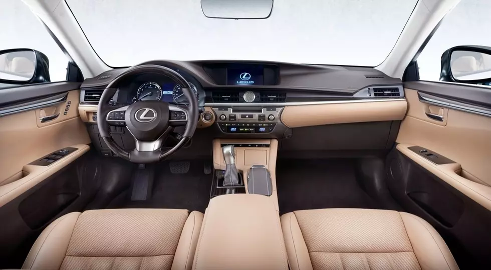 No offisjeel: Teaser fan 'e Nije Lexus es en de datum fan' e premjêre 23324_4