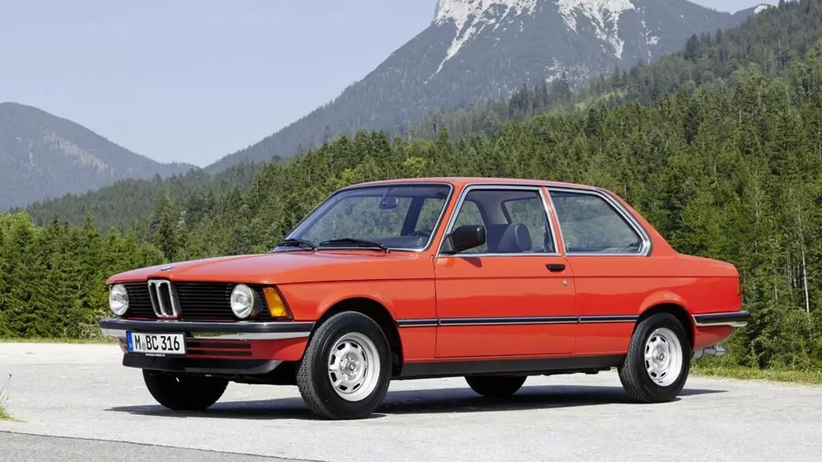 Fergelykje VAZ-2106 en BMW 3-searje E21 23403_33