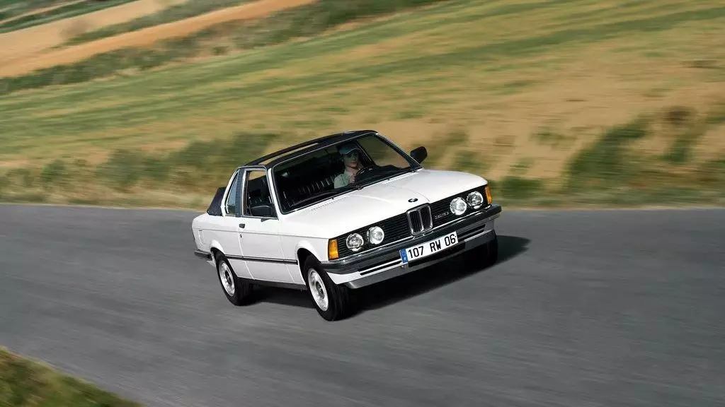 Comparar Vaz-2106 e BMW 3 Series E21 23403_45