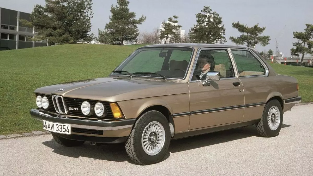 VAZ-2106 ve BMW 3 Serisi E21 karşılaştırın 23403_48