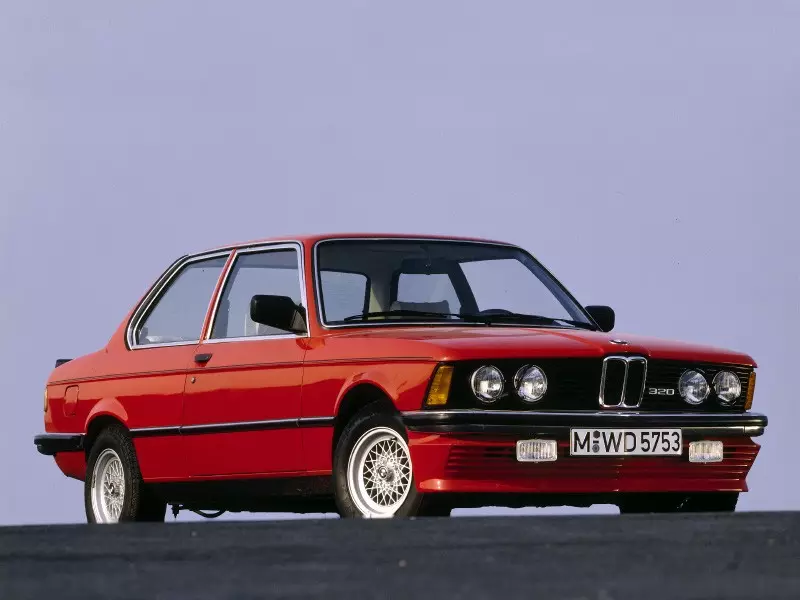 Fergelykje VAZ-2106 en BMW 3-searje E21 23403_76