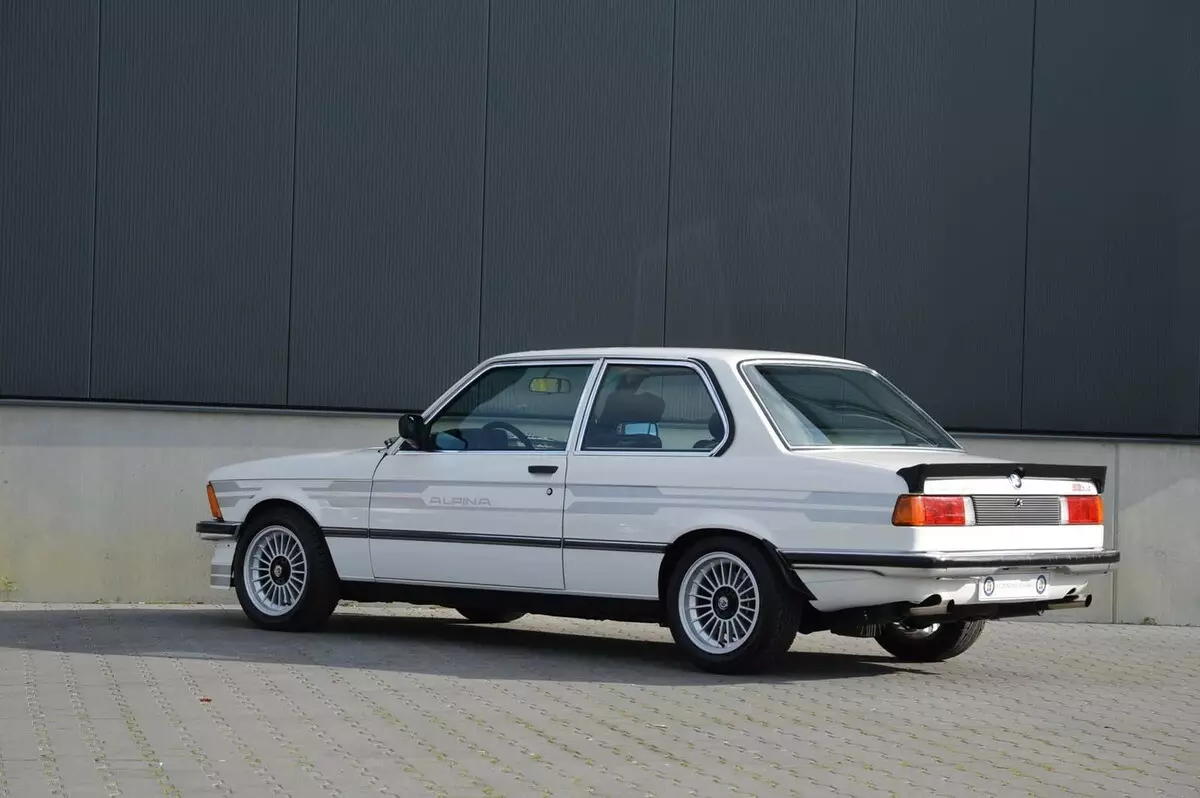 Comparar Vaz-2106 e BMW 3 Series E21 23403_91