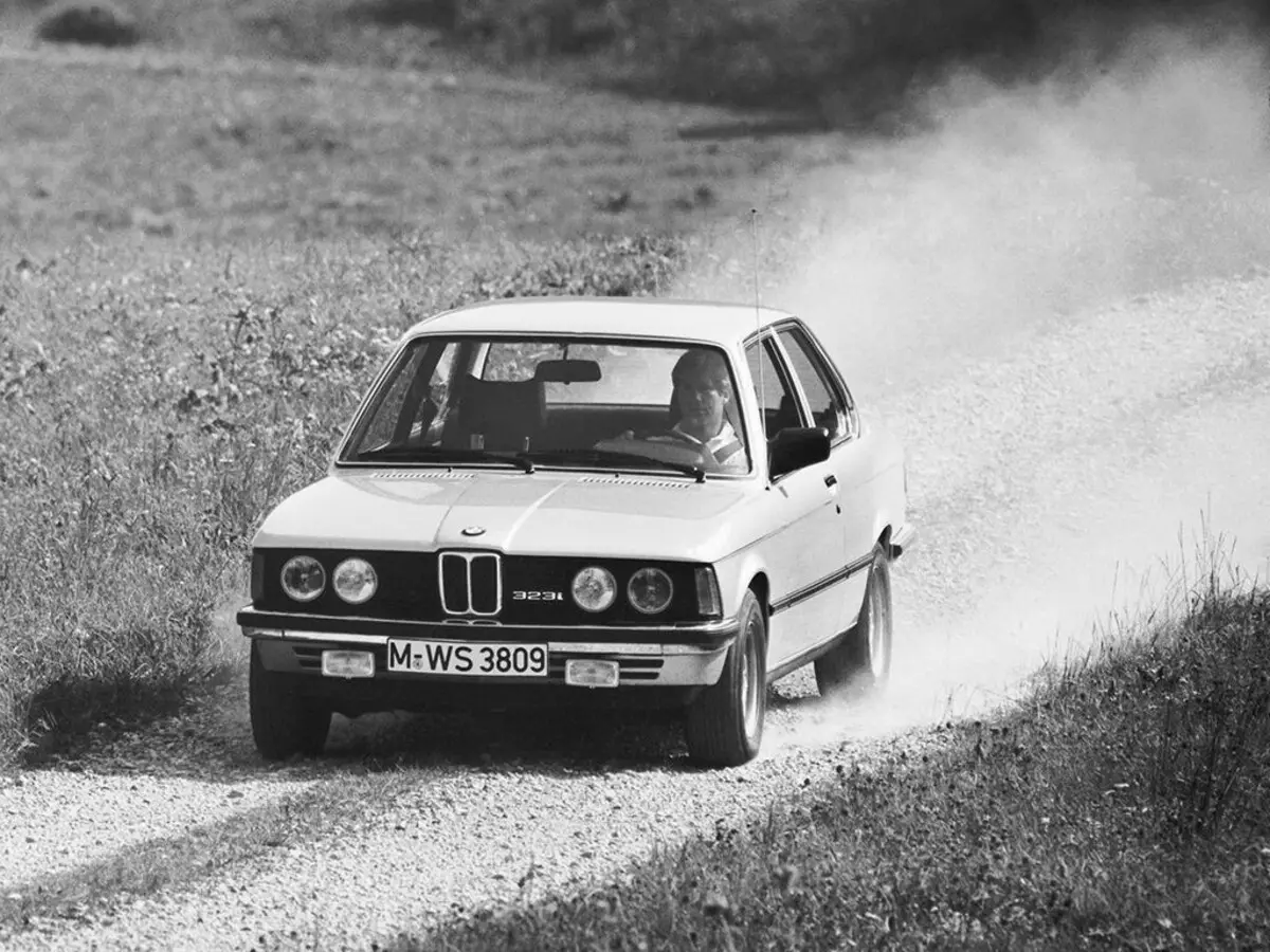 Fergelykje VAZ-2106 en BMW 3-searje E21 23403_95