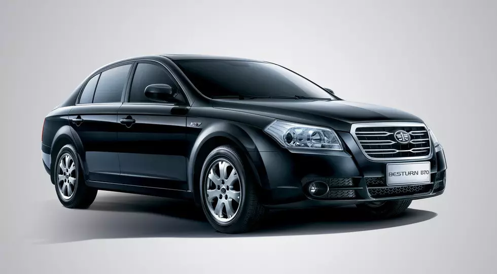 FAW stopped hiding the new generation B70 sedan: in the style of Cadillac, size with Mazda 6 23440_1