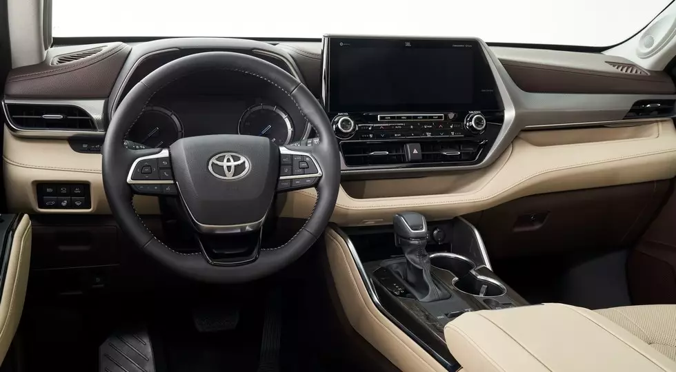 Toyota Highlander သည်ပလက်ဖောင်းအသစ်သို့ပြောင်းရွှေ့ခဲ့ပြီးအခြေခံမော်တာကိုဆုံးရှုံးခဲ့သည် 23483_8