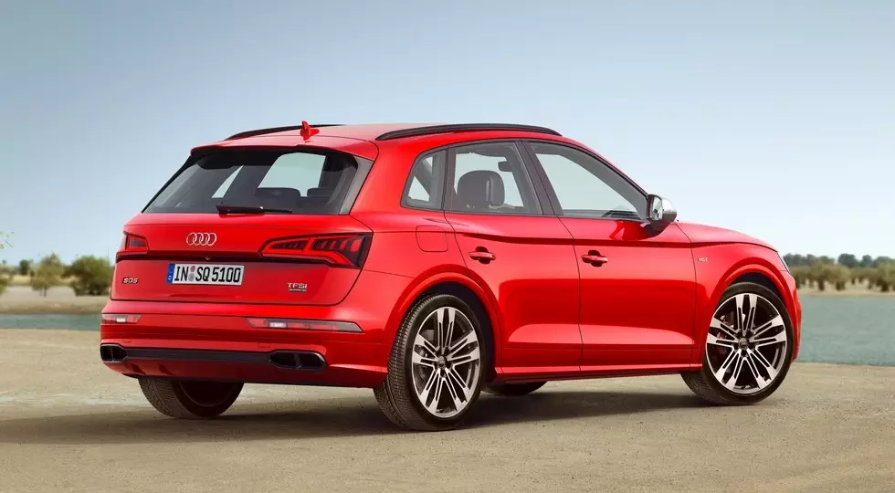 새로운 Audi SQ5의 알려진 시작 시간 러시아 판매 23541_2